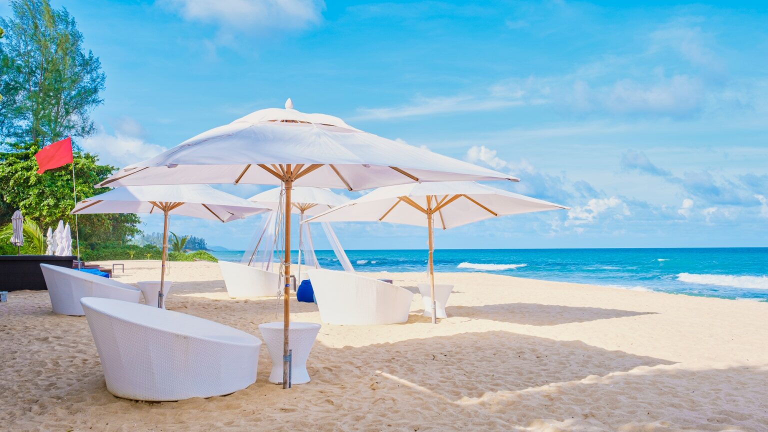 Bahamas Honeymoon: Why Castaways is the Perfect Romantic Getaway ...